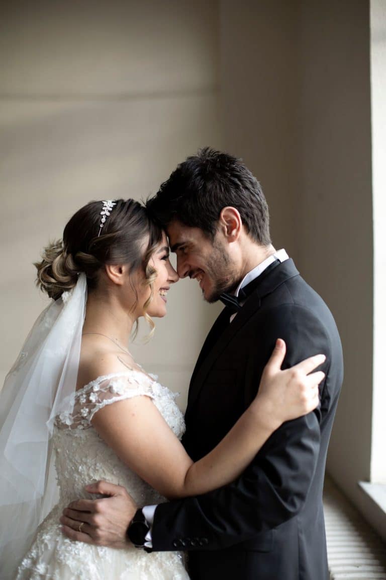 8 Wedding Unity Ceremony Ideas to Make Your Big Day Special