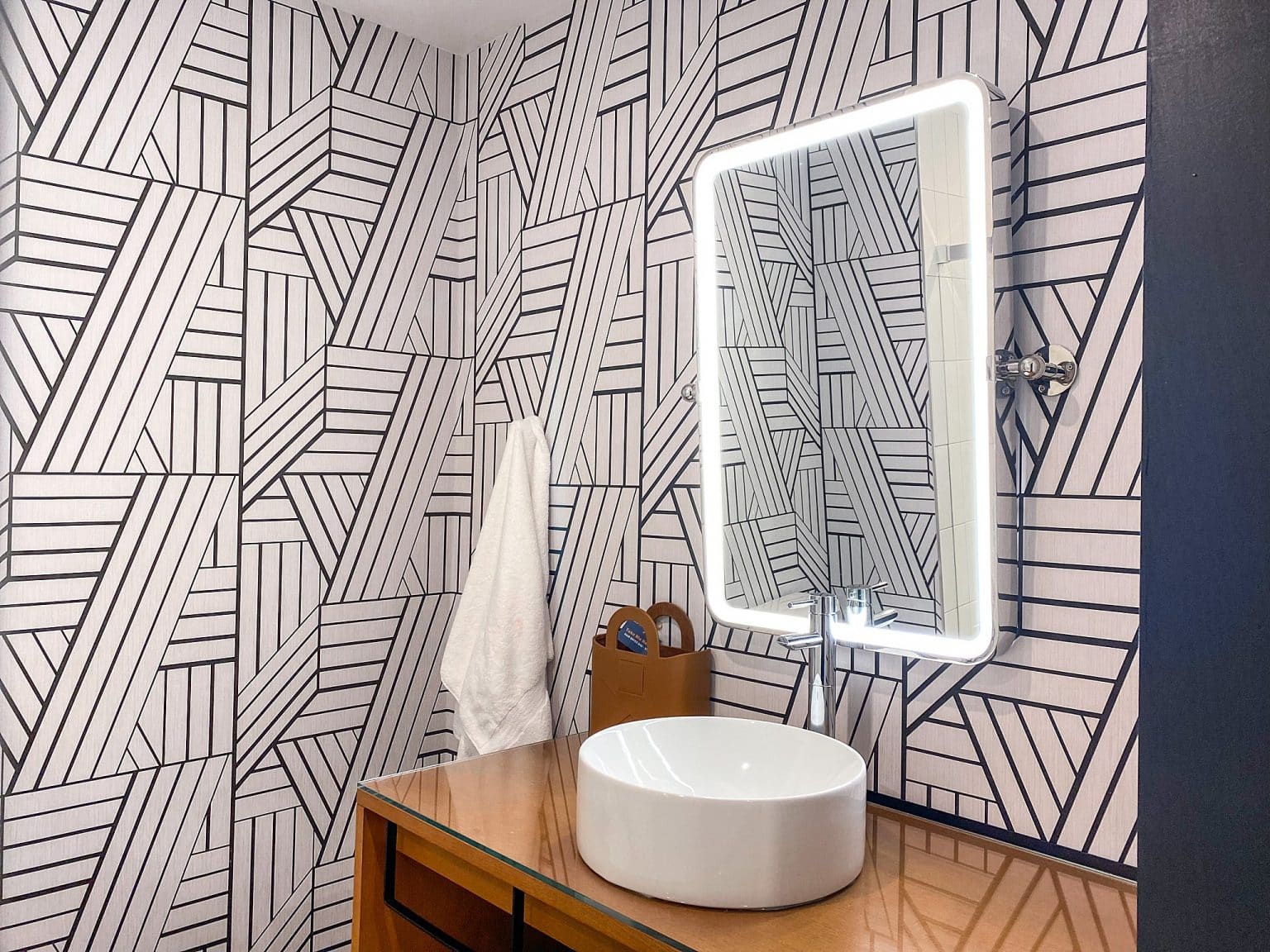 9 of the Best Things to Do in Tupelo Mississippi for Couples | HCB